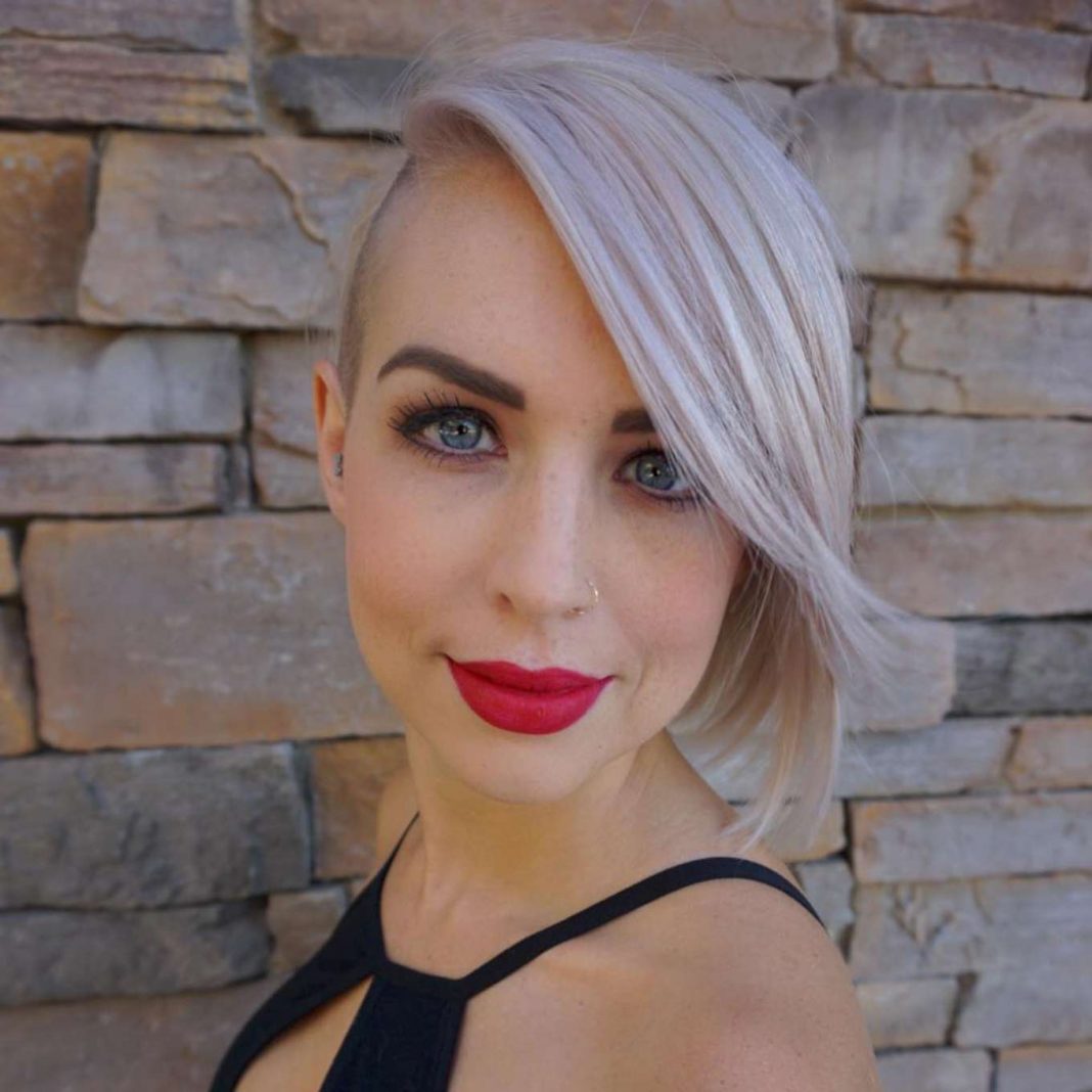 Andrea Lewis Short Hairstyles - Likeeed