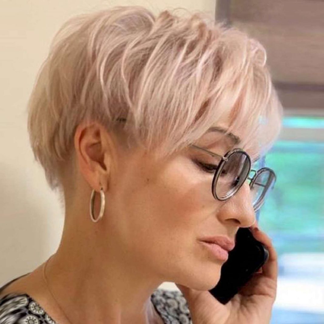 Trisha Ward Short Hairstyles - Likeeed