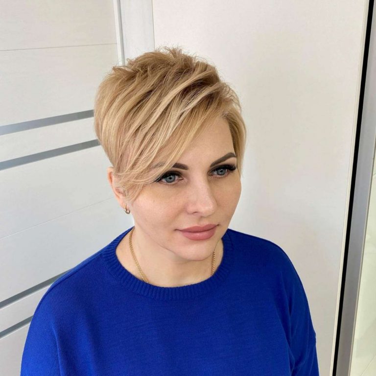 Phoebe Jenkins Short Hairstyles - Likeeed