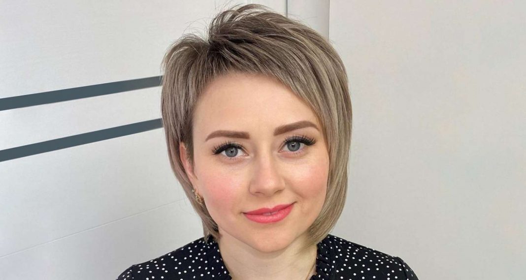 Robyn Bell Short Hairstyles - Likeeed