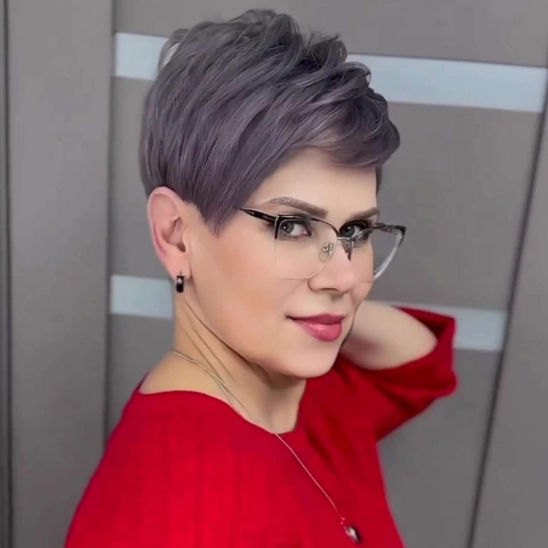 Shannon Stewart Short Hairstyles - Likeeed